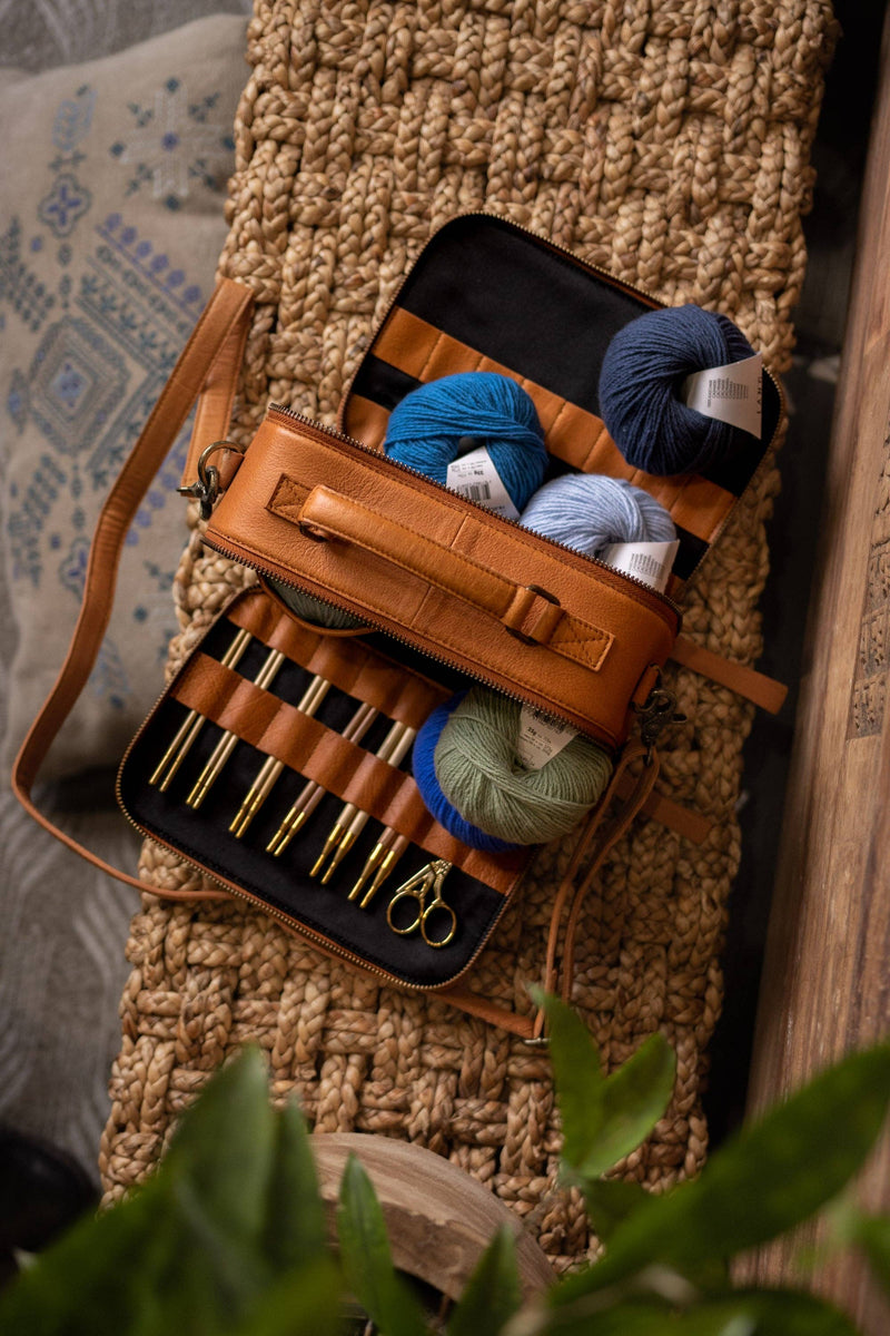 muud, Lilly Crossbody: Whisky – Miss Maude