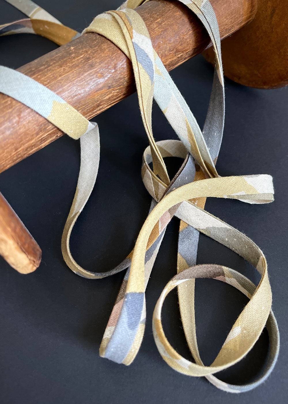 *DOUBLE FOLD BIAS BINDING, Autumn Botanics Natural – Miss Maude