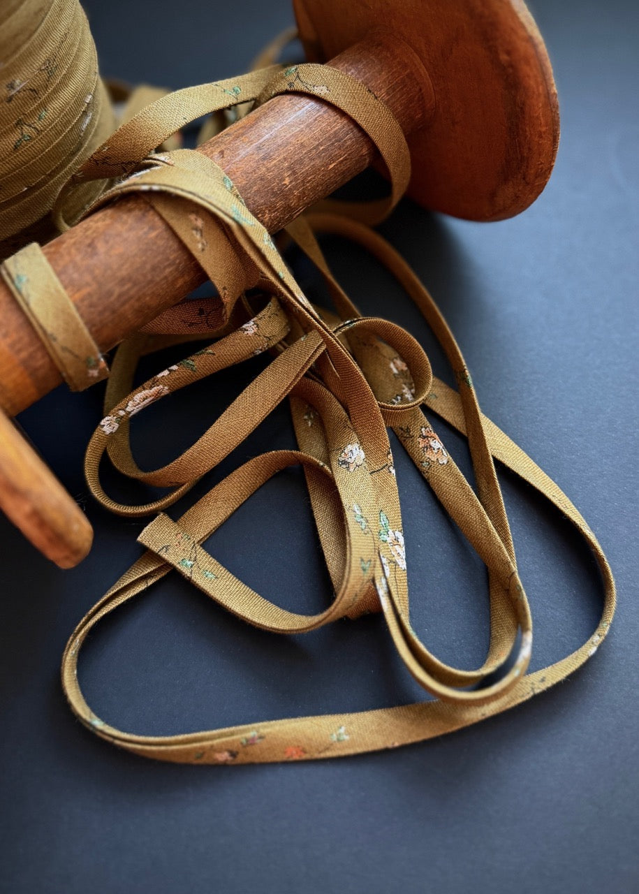 DOUBLE FOLD BIAS BINDING, Wildflower Ginger Linen – Miss Maude