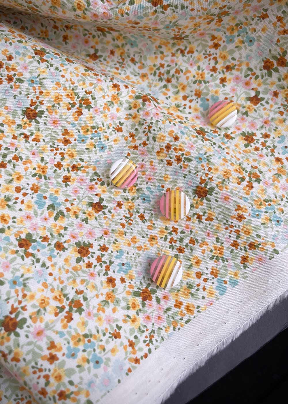 🧵Summer Gelato Button 15mm – Miss Maude