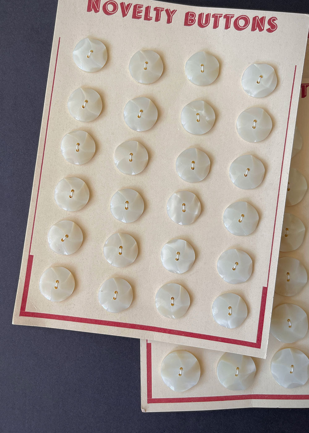 Vintage British Buttons. In Circles Mustard. 14mm – Miss Maude