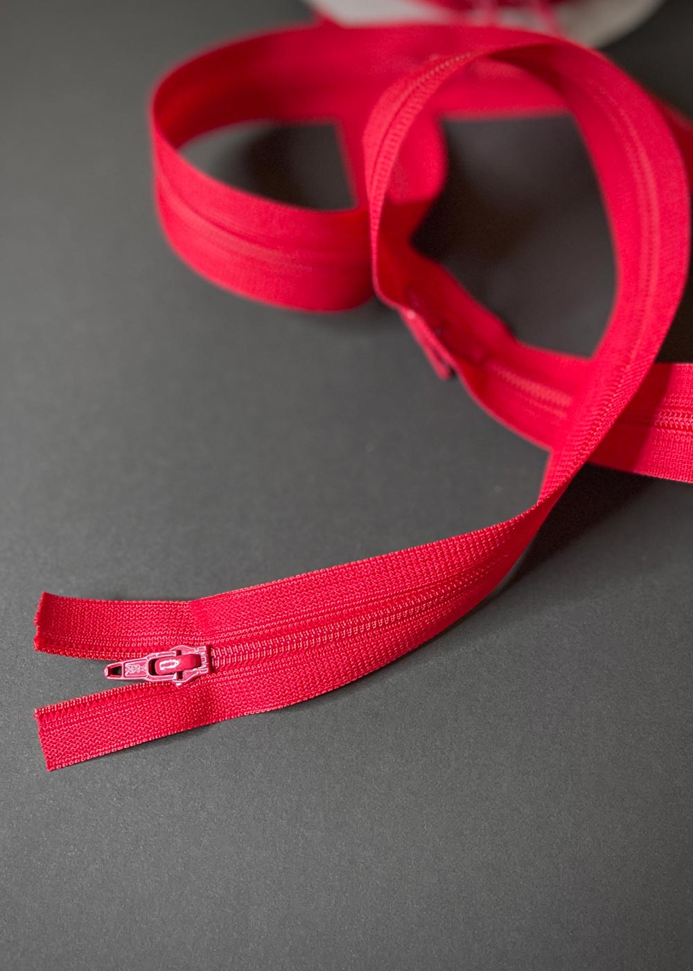 YKK, Continuous Zip. Col 519 – Miss Maude