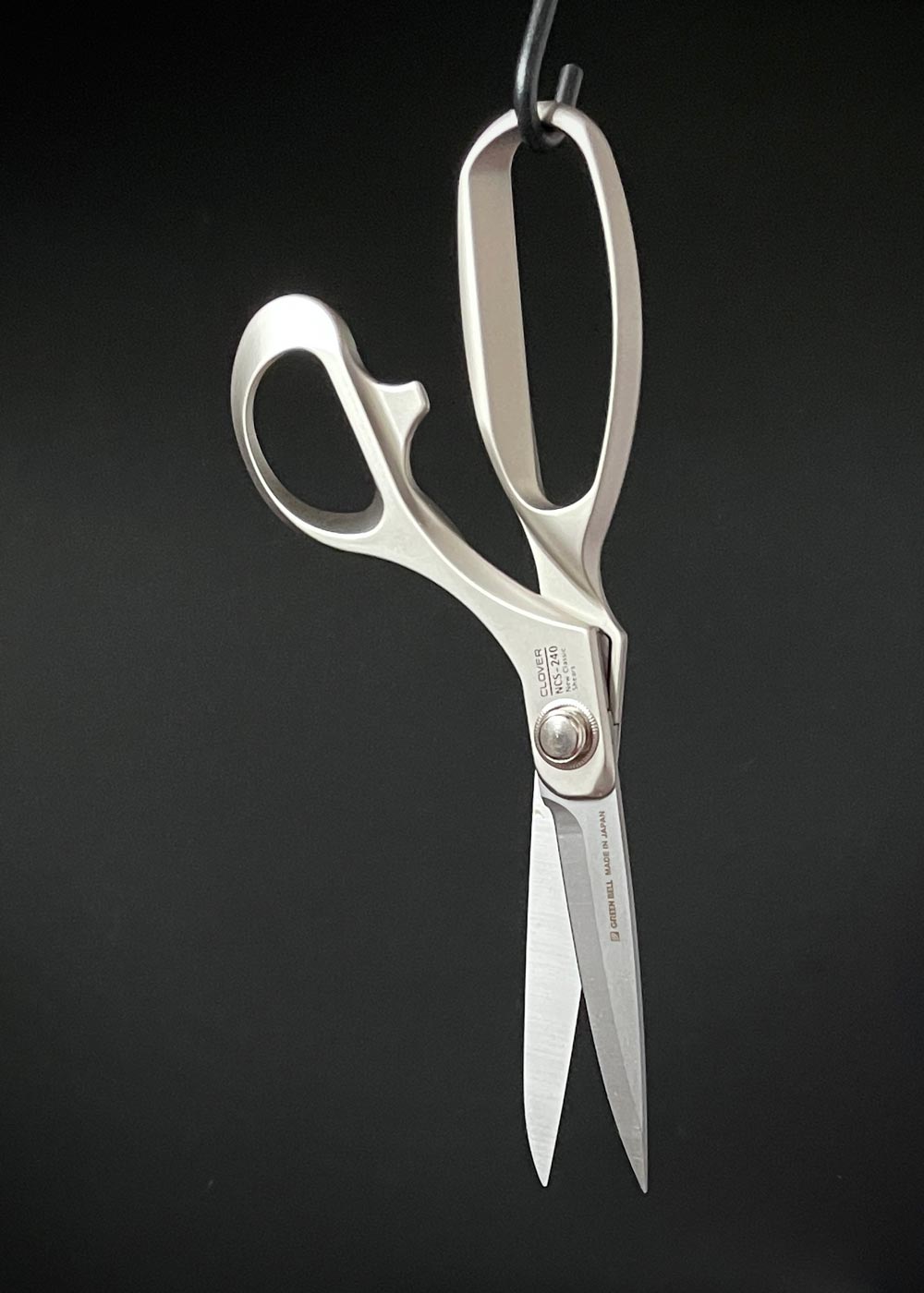 *Green Bell Professional Tailor's Shears – Miss Maude
