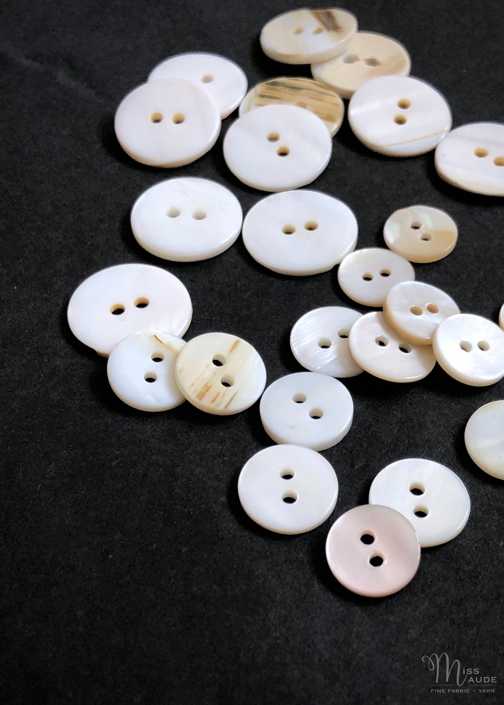*River Shell Buttons, various sizes – Miss Maude